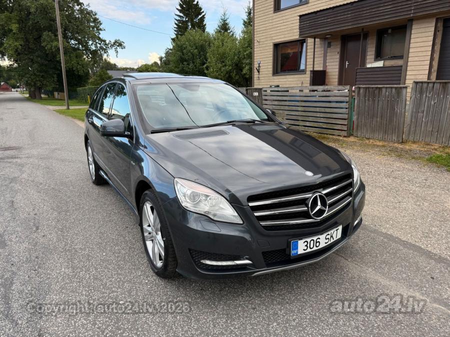 Grey Mercedes-Benz R-Class 2011 in Tallinn, with an engine capacity of 3.00 L and mileage of 238 thousand km for 8990 €, photo 8 on AUTOMOTO.COM.LV