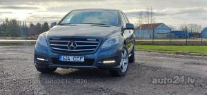 Pelēks Mercedes-Benz R-Class 2013 Tallina, ar dzinēja tilpumu 3.00 L un nobraukumu 395 tūkst. km par 8800 €, foto  vietnē AUTOMOTO.COM.LV