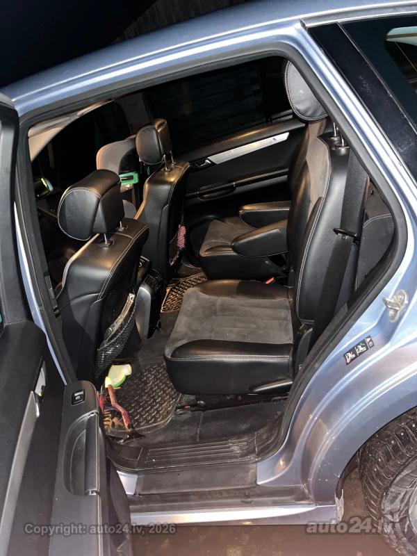 Mercedes-Benz R-Class 2007 in Tallinn, with an engine capacity of 3.00 L and mileage of 334 thousand km for 3000 €, photo 8 on AUTOMOTO.COM.LV