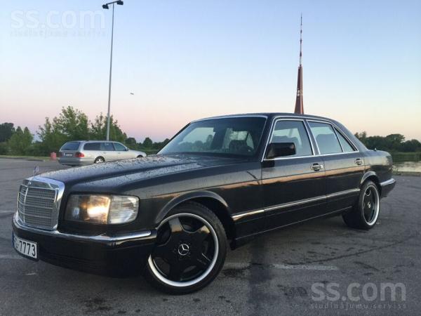 Black Mercedes-Benz s-260 1989 in Riga, with an engine capacity of 2.80 L and mileage of 305 thousand km for 8500 €, photo 1 on AUTOMOTO.COM.LV