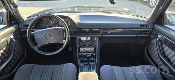 Black Mercedes-Benz s-260 1989 in Riga, with an engine capacity of 2.80 L and mileage of 305 thousand km for 8500 €, photo 10 on AUTOMOTO.COM.LV