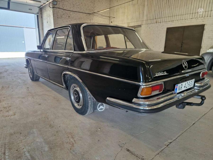 Black Mercedes-Benz S 280 1970 in Rokiskis, with an engine capacity of 2.80 L and mileage of 80 thousand km for 7500 €, photo 8 on AUTOMOTO.COM.LV