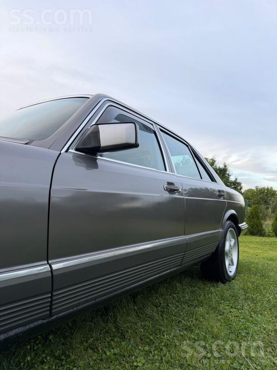 Pelēks Mercedes-Benz S 280 1983 Balvi, ar dzinēja tilpumu 2.80 L un nobraukumu 273 tūkst. km par 5500 €, foto 5 vietnē AUTOMOTO.COM.LV