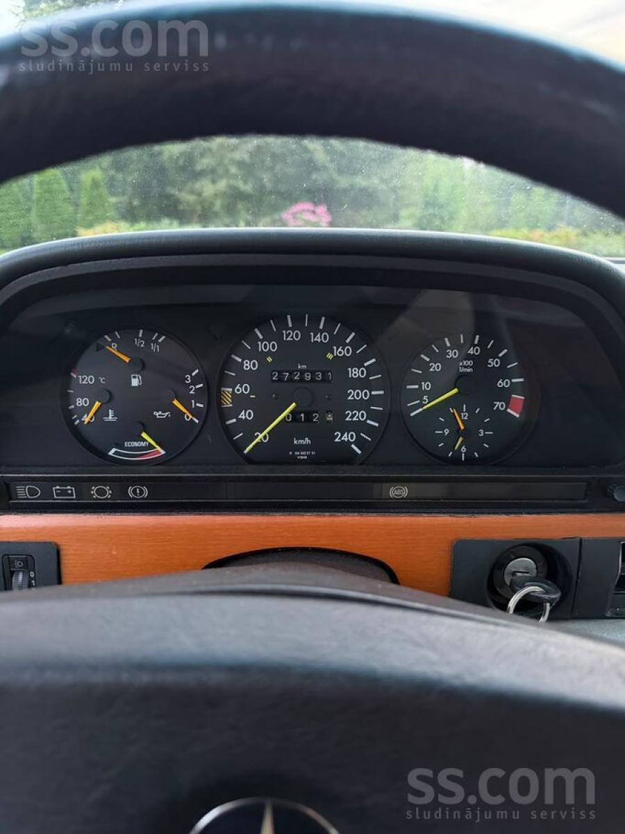 Pelēks Mercedes-Benz S 280 1983 Balvi, ar dzinēja tilpumu 2.80 L un nobraukumu 273 tūkst. km par 5500 €, foto 25 vietnē AUTOMOTO.COM.LV