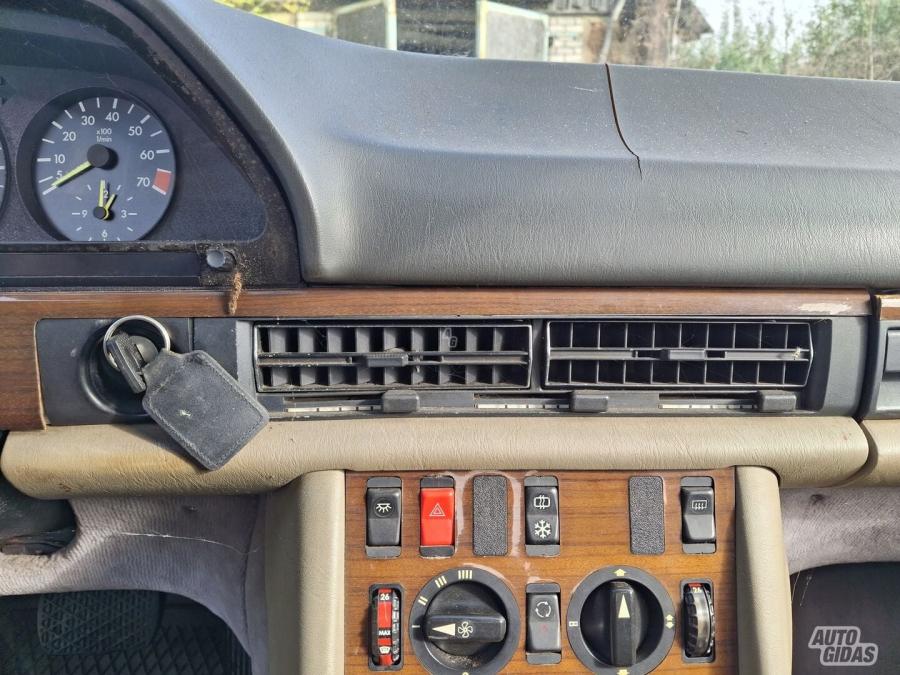 Мерседес S 280 1983 в Вильнюс, объемом двигателя 2.80 л и пробегом 180 тыс. км за 3500 €, фото 13 на AUTOMOTO.COM.LV
