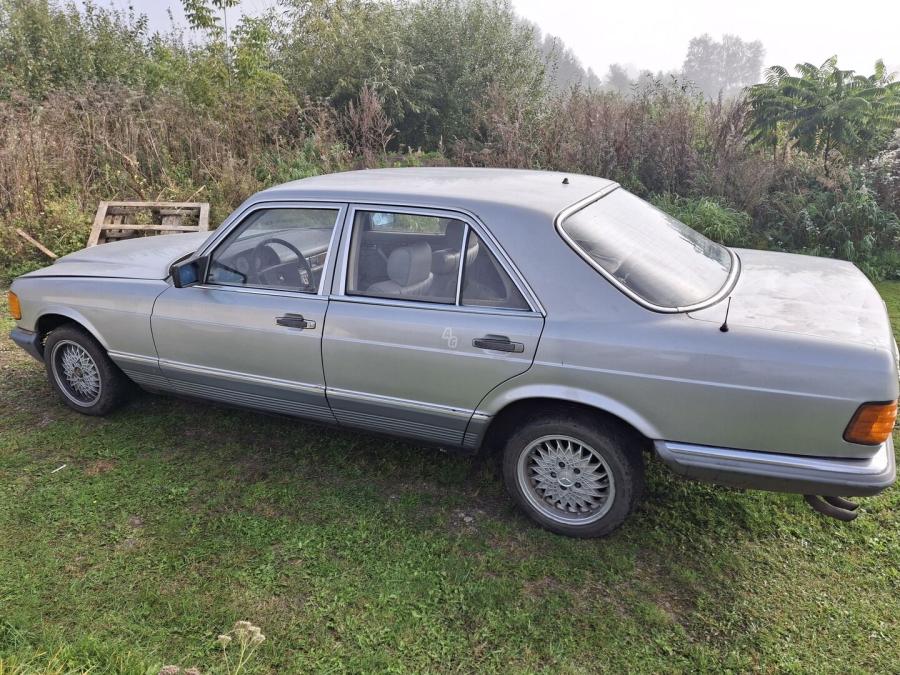 Мерседес S 280 1983 в Вильнюс, объемом двигателя 2.80 л и пробегом 180 тыс. км за 3500 €, фото 17 на AUTOMOTO.COM.LV