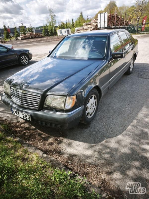 Mercedes-Benz S 280 1995 in Plunge, with an engine capacity of 2.80 L and mileage of 307 thousand km for 4700 €, photo 1 on AUTOMOTO.COM.LV