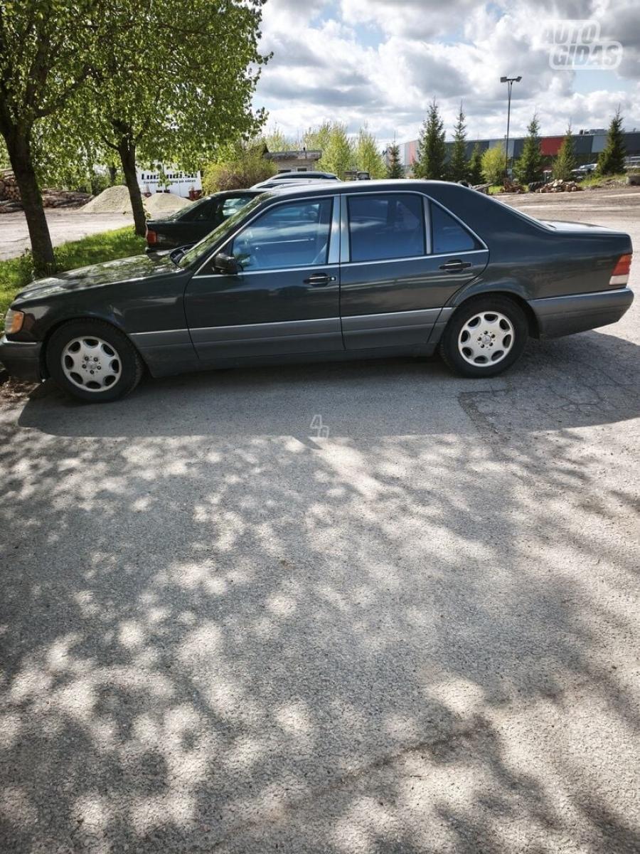 Mercedes-Benz S 280 1995 in Plunge, with an engine capacity of 2.80 L and mileage of 307 thousand km for 4700 €, photo 3 on AUTOMOTO.COM.LV