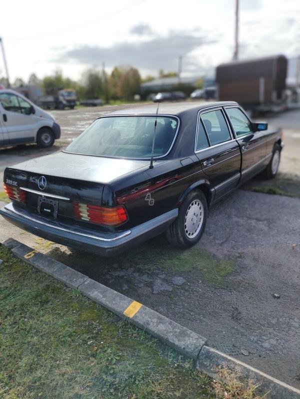 Melns Mercedes-Benz s-300 1990 Viļņa, ar dzinēja tilpumu 3.00 L un nobraukumu 176 tūkst. km par 2850 €, foto 3 vietnē AUTOMOTO.COM.LV