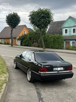 Melns Mercedes-Benz s-300 1991 Viļņa, ar dzinēja tilpumu 3.20 L un nobraukumu 200 tūkst. km par 4900 €, foto 5 vietnē AUTOMOTO.COM.LV