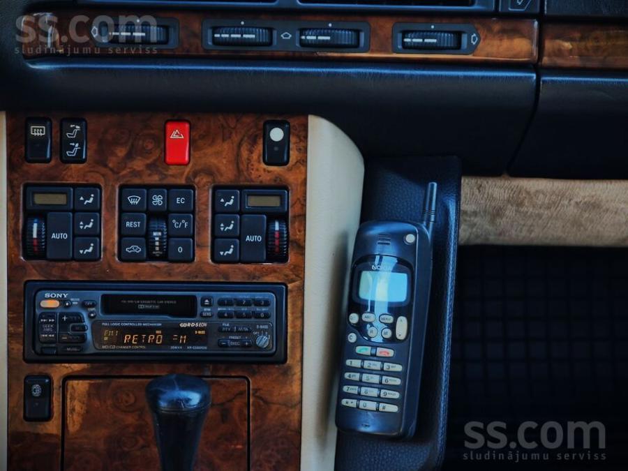 Черный Мерседес С 300 1991 в Таллин, объемом двигателя 3.00 л и пробегом 330 тыс. км за 11000 €, фото 28 на AUTOMOTO.COM.LV