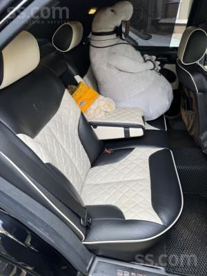 Black Mercedes-Benz s-300 1998 in Riga, with an engine capacity of 3.00 L and mileage of 280 thousand km for 28000 €, photo 7 on AUTOMOTO.COM.LV