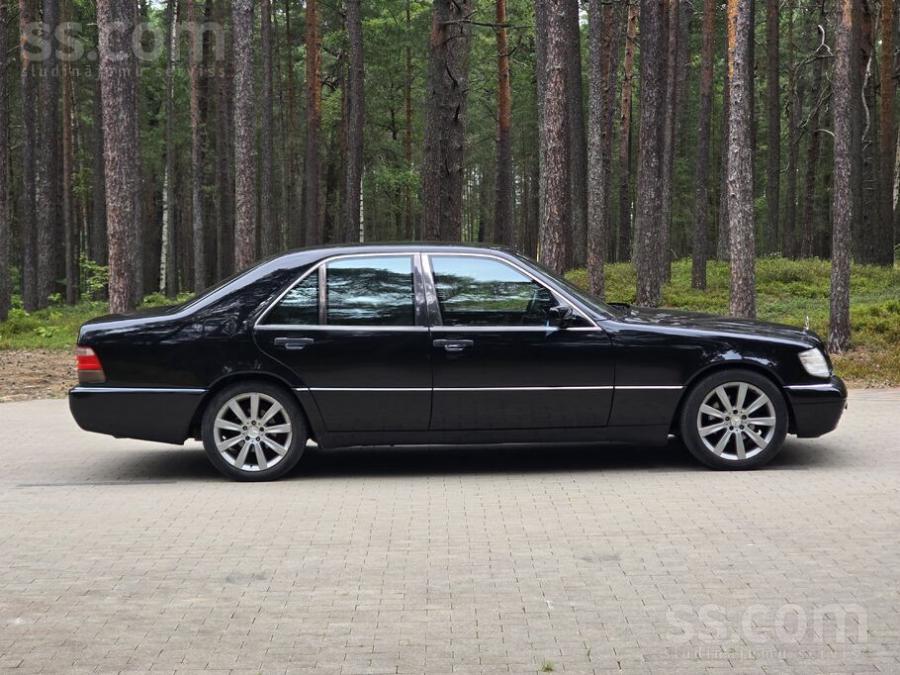Черный Мерседес С 300 1998 в Рига, объемом двигателя 3.00 л и пробегом 0 тыс. км за 7900 €, фото 5 на AUTOMOTO.COM.LV