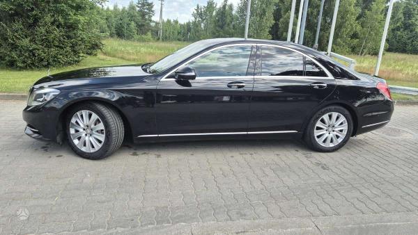 Melns Mercedes-Benz s-300 2016 Tauragė, ar dzinēja tilpumu 2.10 L un nobraukumu 347 tūkst. km par 15700 €, foto 3 vietnē AUTOMOTO.COM.LV