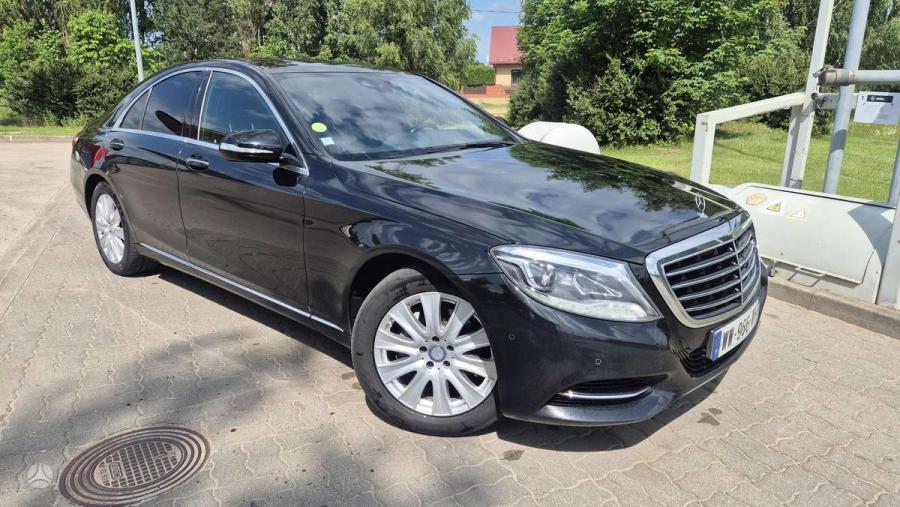 Melns Mercedes-Benz s-300 2016 Tauragė, ar dzinēja tilpumu 2.10 L un nobraukumu 347 tūkst. km par 15700 €, foto 13 vietnē AUTOMOTO.COM.LV