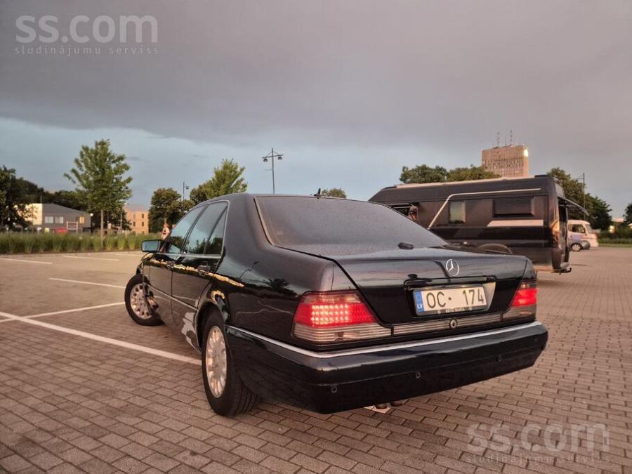 Blue Mercedes-Benz s-300 1997 in Riga, with an engine capacity of 3.00 L and mileage of 397 thousand km for 7000 €, photo 6 on AUTOMOTO.COM.LV