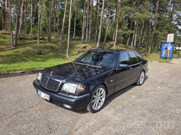 Синий Мерседес С 300 1998 в Цесис, объемом двигателя 3.00 л и пробегом 463 тыс. км за 7500 €, фото 1 на AUTOMOTO.COM.LV