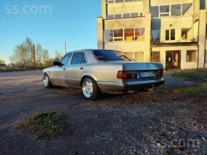 Brūns Mercedes-Benz s-300 1988 Jelgava, ar dzinēja tilpumu 3.00 L un nobraukumu 173 tūkst. km par 5200 €, foto 5 vietnē AUTOMOTO.COM.LV