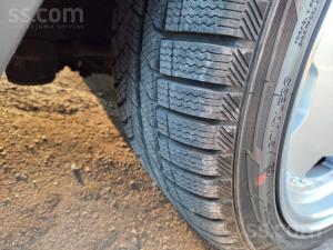 Brūns Mercedes-Benz s-300 1988 Jelgava, ar dzinēja tilpumu 3.00 L un nobraukumu 173 tūkst. km par 5200 €, foto 8 vietnē AUTOMOTO.COM.LV