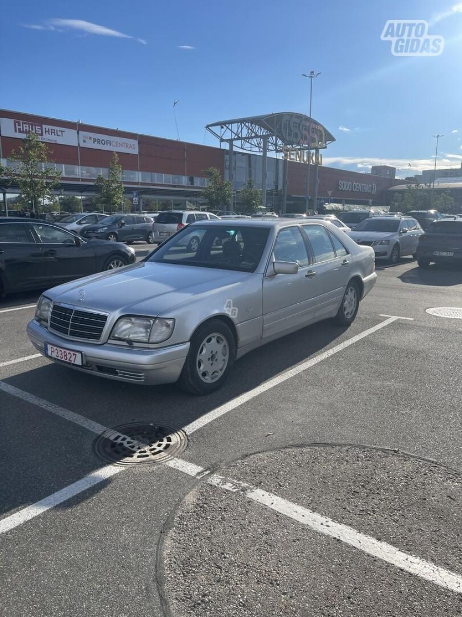 Grey Mercedes-Benz s-300 1996 in Vilnius, with an engine capacity of 3.00 L and mileage of 535 thousand km for 4000 €, photo 1 on AUTOMOTO.COM.LV