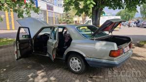 Мерседес С 300 1990 в Рига, объемом двигателя 3.00 л и пробегом 0 тыс. км за 1250 €, фото 14 на AUTOMOTO.COM.LV