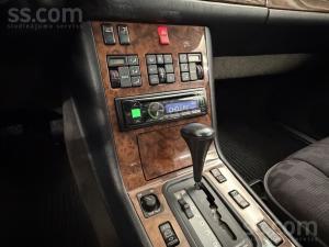 Мерседес С 300 1991 в Рига, объемом двигателя 3.20 л и пробегом 147 тыс. км за 10990 €, фото 13 на AUTOMOTO.COM.LV