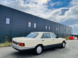 Желтый Мерседес С 300 1987 в Вильнюс, объемом двигателя 3.00 л и пробегом 157 тыс. км за 8500 €, фото 7 на AUTOMOTO.COM.LV