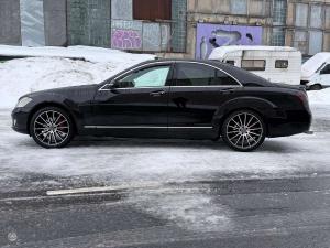 Melns Mercedes-Benz S 320 2006 Klaipėda, ar dzinēja tilpumu 3.00 L un nobraukumu 490 tūkst. km par 7000 €, foto 8 vietnē AUTOMOTO.COM.LV