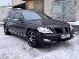 Melns Mercedes-Benz S 320 2006 Klaipėda, ar dzinēja tilpumu 3.00 L un nobraukumu 490 tūkst. km par 7000 €, foto 10 vietnē AUTOMOTO.COM.LV
