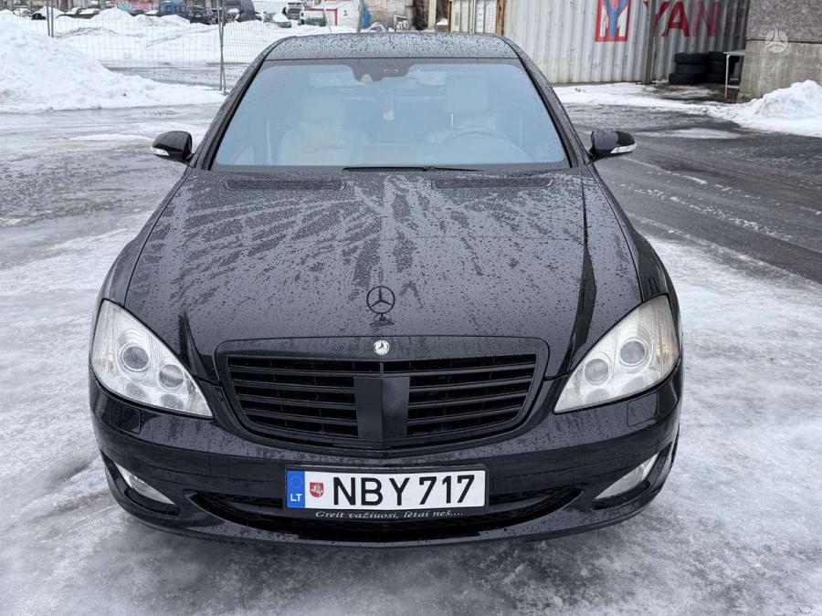 Melns Mercedes-Benz S 320 2006 Klaipėda, ar dzinēja tilpumu 3.00 L un nobraukumu 490 tūkst. km par 7000 €, foto 11 vietnē AUTOMOTO.COM.LV