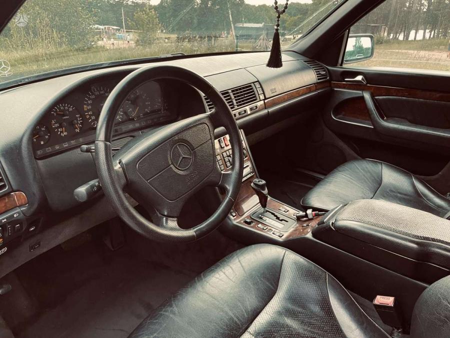 Melns Mercedes-Benz S 320 1994 Viļņa, ar dzinēja tilpumu 3.20 L un nobraukumu 314 tūkst. km par 4750 €, foto 9 vietnē AUTOMOTO.COM.LV