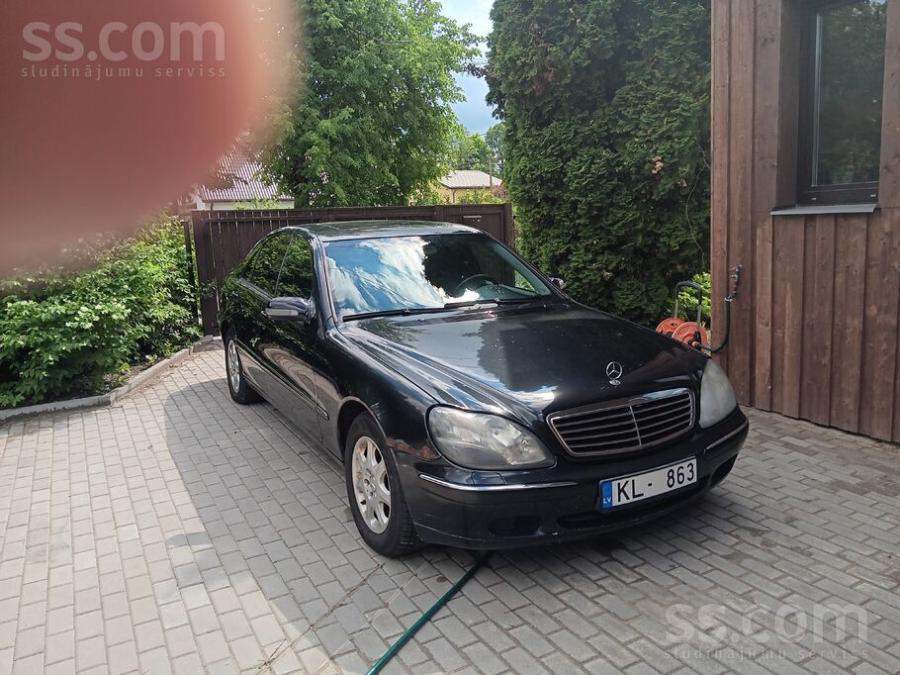 Melns Mercedes-Benz S 320 2001 Rīga, ar dzinēja tilpumu 3.20 L un nobraukumu 229 tūkst. km par 3099 €, foto 1 vietnē AUTOMOTO.COM.LV