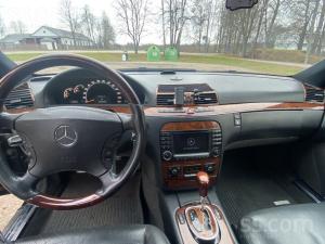 Black Mercedes-Benz S 320 2002 in Preili, with an engine capacity of 3.20 L and mileage of 286 thousand km for 2250 €, photo 3 on AUTOMOTO.COM.LV