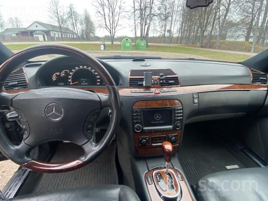 Black Mercedes-Benz S 320 2002 in Preili, with an engine capacity of 3.20 L and mileage of 286 thousand km for 2250 €, photo 3 on AUTOMOTO.COM.LV