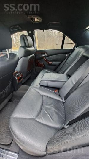 Black Mercedes-Benz S 320 2002 in Preili, with an engine capacity of 3.20 L and mileage of 286 thousand km for 2250 €, photo 9 on AUTOMOTO.COM.LV
