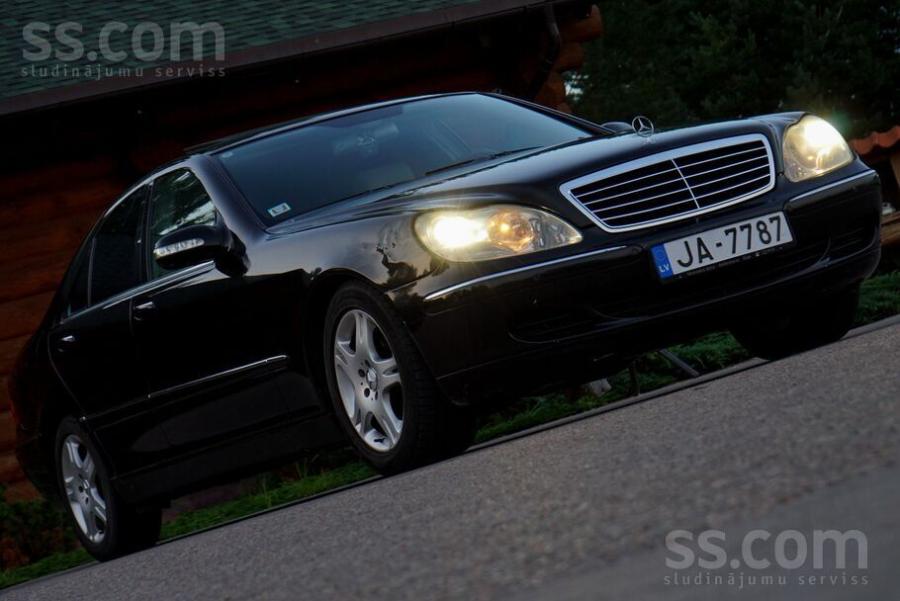 Black Mercedes-Benz S 320 2003 in Jelgava, with an engine capacity of 3.20 L and mileage of 279 thousand km for 3450 €, photo 1 on AUTOMOTO.COM.LV