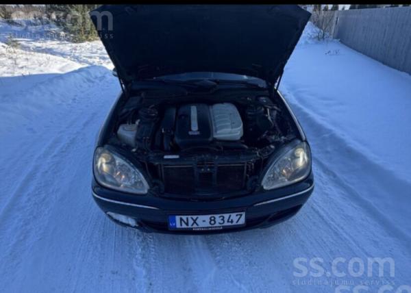 Black Mercedes-Benz S 320 2003 in Riga, with an engine capacity of 3.20 L and mileage of 410 thousand km for 2950 €, photo 3 on AUTOMOTO.COM.LV