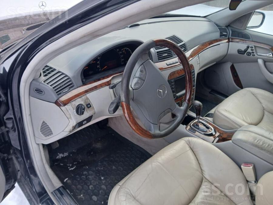 Melns Mercedes-Benz S 320 2003 Jelgava, ar dzinēja tilpumu 3.20 L un nobraukumu 279 tūkst. km par 2050 €, foto 4 vietnē AUTOMOTO.COM.LV