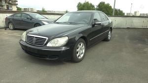 Black Mercedes-Benz S 320 2004 in Vilnius, with an engine capacity of 3.22 L and mileage of 457 thousand km for 3200 €, photo 5 on AUTOMOTO.COM.LV
