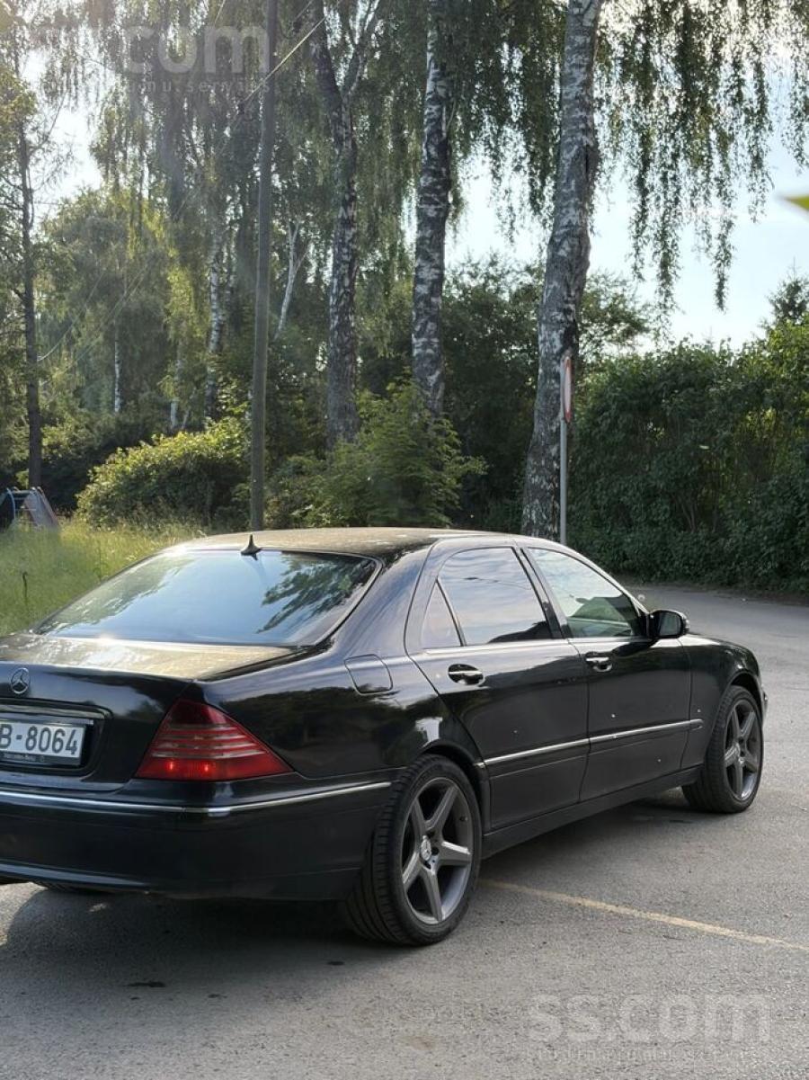 Melns Mercedes-Benz S 320 2004 Rīga, ar dzinēja tilpumu 3.20 L un nobraukumu 387 tūkst. km par 2900 €, foto 1 vietnē AUTOMOTO.COM.LV