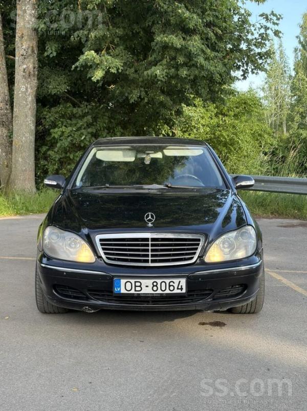 Черный Мерседес С 320 2004 в Рига, объемом двигателя 3.20 л и пробегом 387 тыс. км за 2900 €, фото 4 на AUTOMOTO.COM.LV