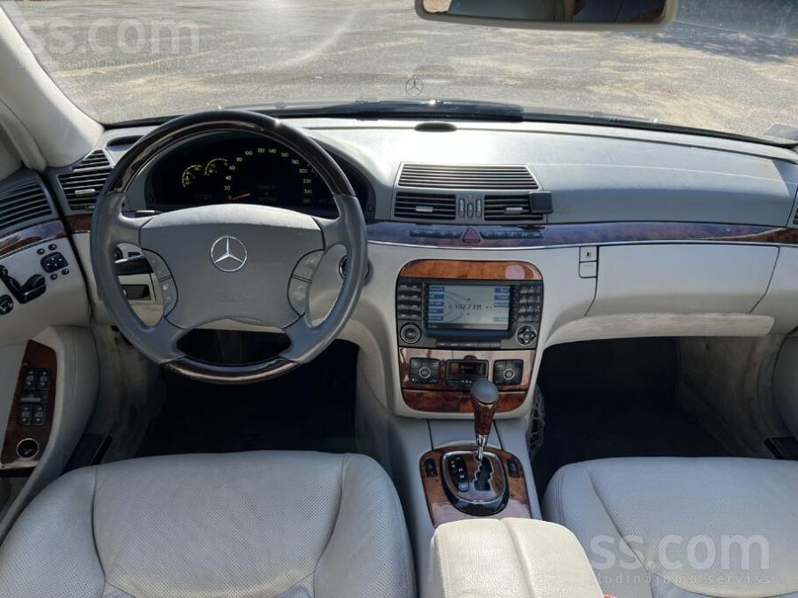 Melns Mercedes-Benz S 320 2005 Rīga, ar dzinēja tilpumu 3.20 L un nobraukumu 344 tūkst. km par 6000 €, foto 4 vietnē AUTOMOTO.COM.LV