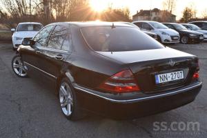 Черный Мерседес С 320 2005 в Кулдига, объемом двигателя 3.20 л и пробегом 0 тыс. км за 2850 €, фото 4 на AUTOMOTO.COM.LV