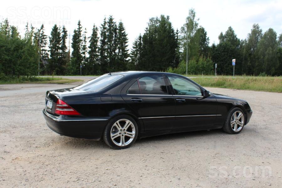 Black Mercedes-Benz S 320 2005 in Kuldiga, with an engine capacity of 3.20 L and mileage of 600 thousand km for 3500 €, photo 6 on AUTOMOTO.COM.LV