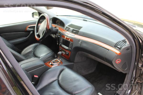 Black Mercedes-Benz S 320 2005 in Kuldiga, with an engine capacity of 3.20 L and mileage of 600 thousand km for 3500 €, photo 6 on AUTOMOTO.COM.LV
