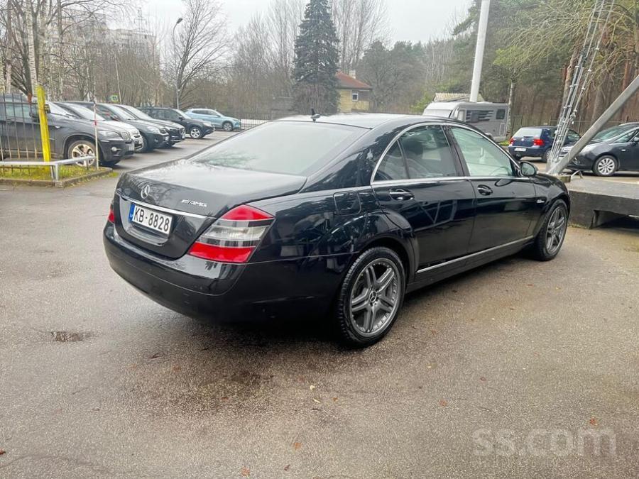 Melns Mercedes-Benz S 320 2006 Rīga, ar dzinēja tilpumu 3.20 L un nobraukumu 307 tūkst. km par 5500 €, foto 4 vietnē AUTOMOTO.COM.LV
