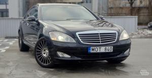 Melns Mercedes-Benz S 320 2006 Viļņa, ar dzinēja tilpumu 3.00 L un nobraukumu 400 tūkst. km par 4200 €, foto 4 vietnē AUTOMOTO.COM.LV