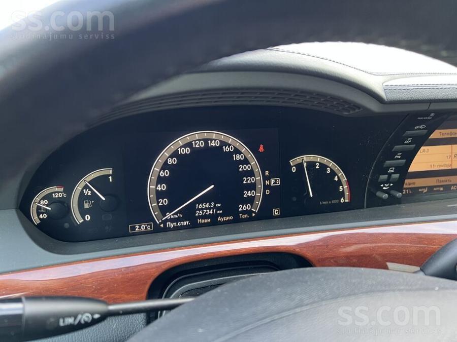 Melns Mercedes-Benz S 320 2006 Jelgava, ar dzinēja tilpumu 3.00 L un nobraukumu 257 tūkst. km par 8300 €, foto 15 vietnē AUTOMOTO.COM.LV