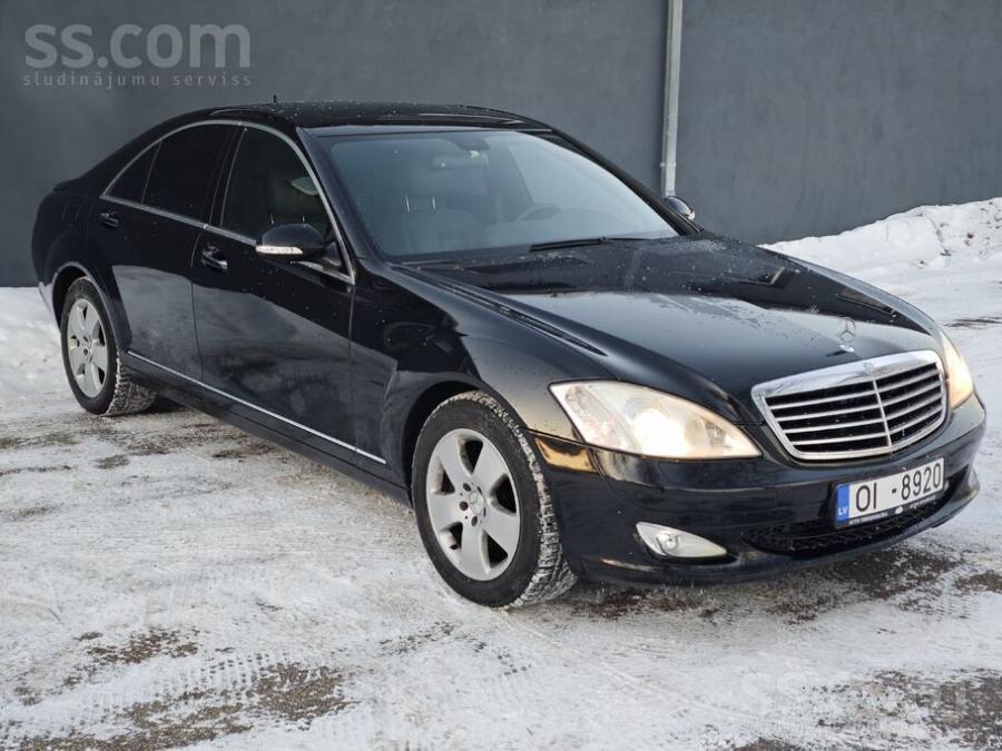 Melns Mercedes-Benz S 320 2006 Ogre, ar dzinēja tilpumu 3.00 L un nobraukumu 340 tūkst. km par 7300 €, foto 2 vietnē AUTOMOTO.COM.LV
