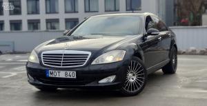 Melns Mercedes-Benz S 320 2006 Viļņa, ar dzinēja tilpumu 3.00 L un nobraukumu 400 tūkst. km par 4100 €, foto 3 vietnē AUTOMOTO.COM.LV